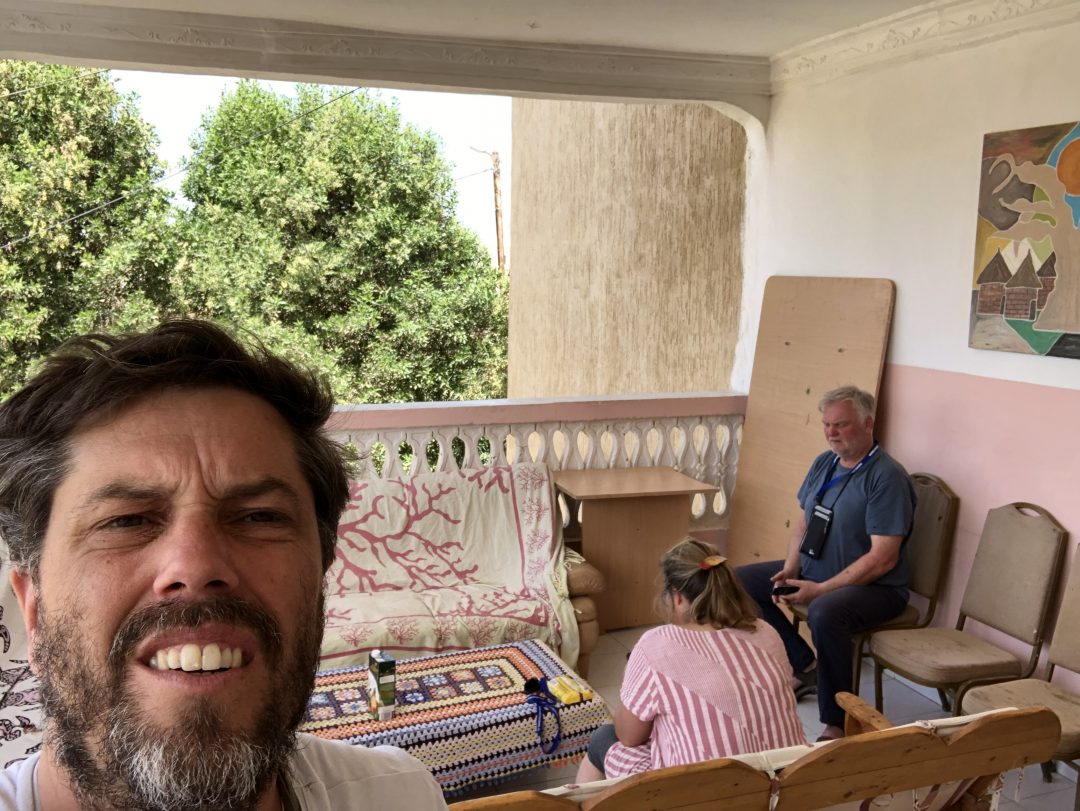 Felix Mayr auf Hotelterasse – FM Photo